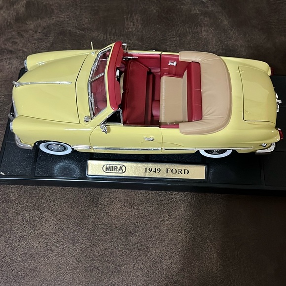 Other | Fairfield Mint Yellow 1949 Convertible In Box Great Condition ...